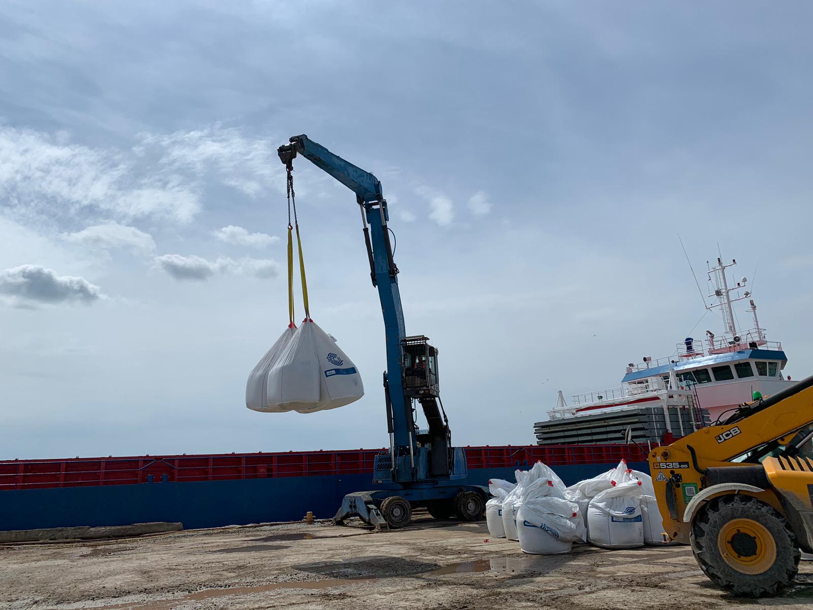 MV Fluvius Teign Uniconnection Chartering & Ship’s Agency Limited